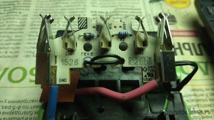Устройство аккумуляторов шуруповерта BOSCH, тестирование оставшейся емкости